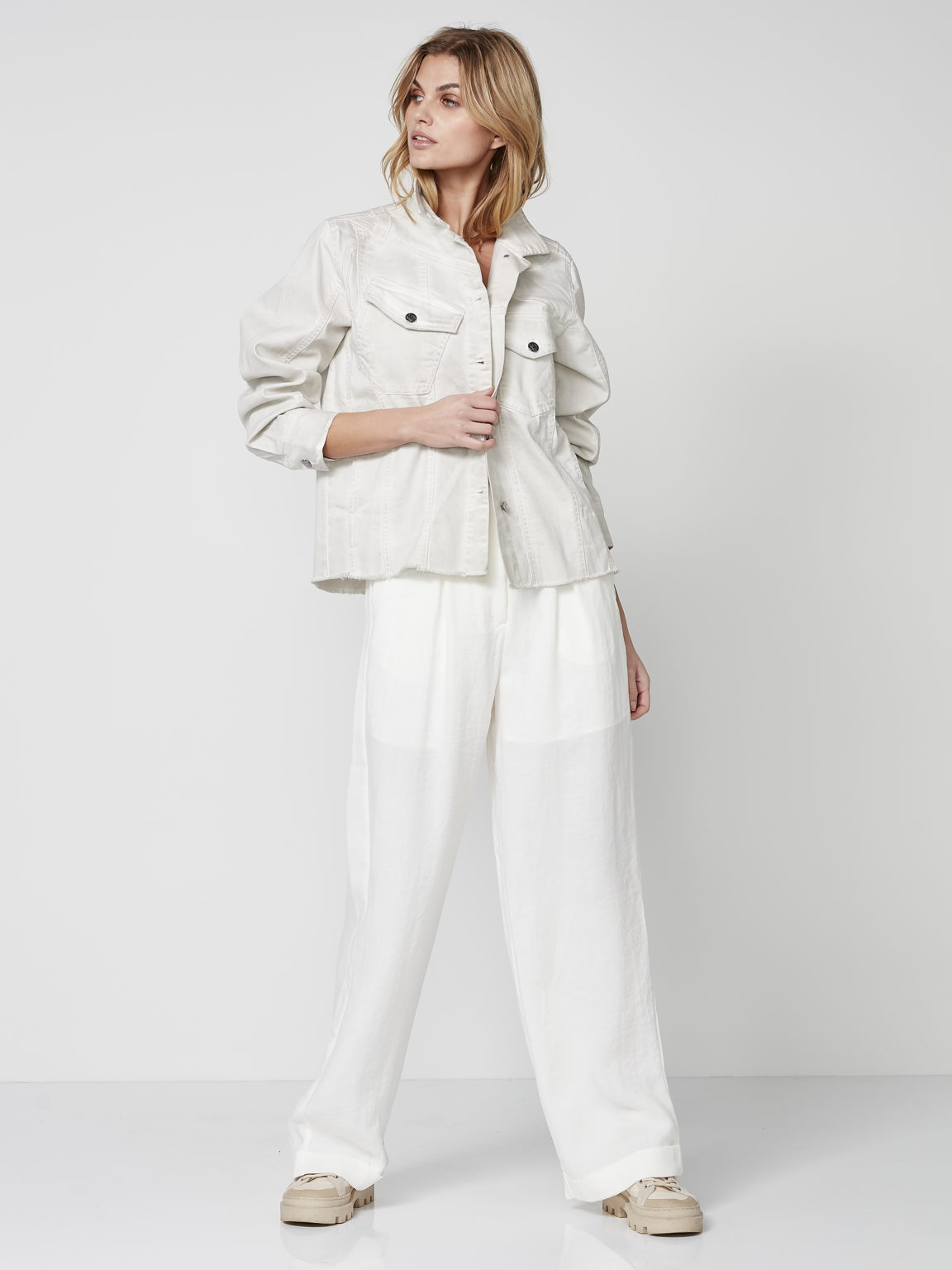 Opal Jacket/ Creme - Nü - Madame Butterfly - Tøj/brugskunst ...